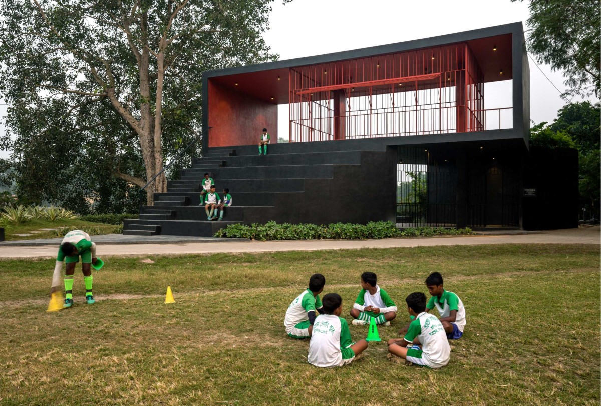 Waterfront Clubhouse – Modern Design by Abin Design Studio | Volume Zero