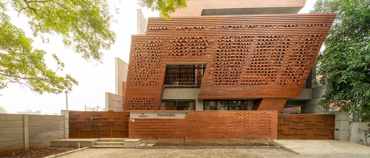 Vinod Residence – Modern Home Design by Murali Architects | Volume Zero