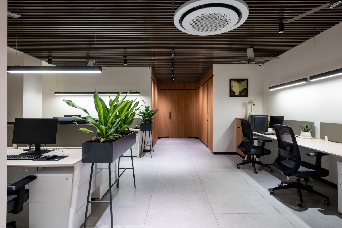 The Modern Workspace by Hoot at Sight | Modern Office Interior Design