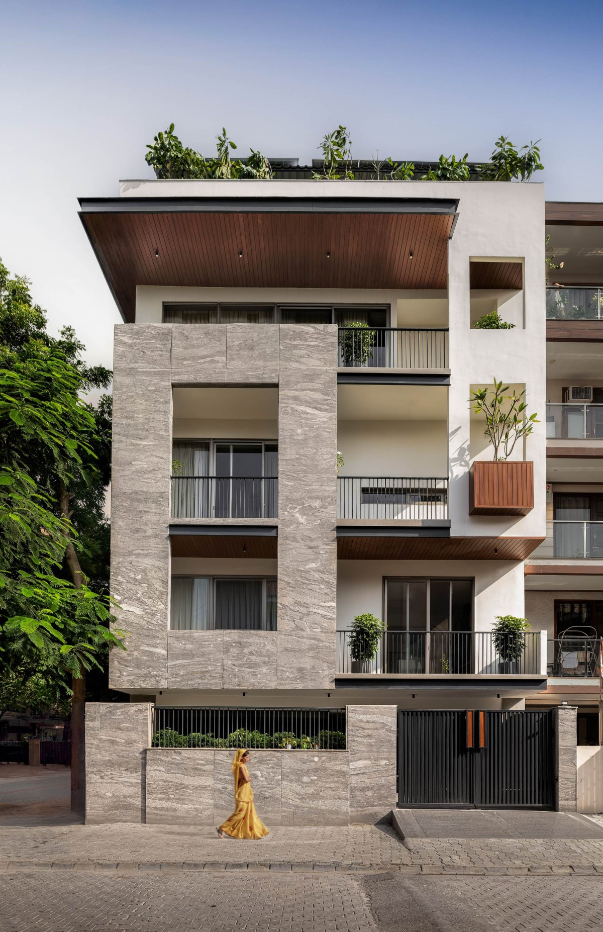 The Library House by Spaces Architects@ka | Minimalist Urban Retreat