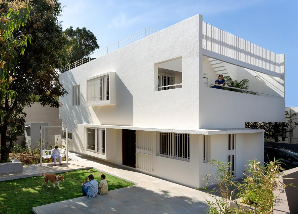 The Nook House by Z- Design Studio | Contextual Contemporary Architecture