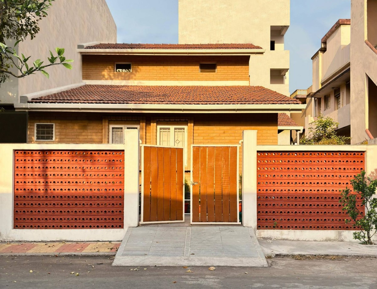 Mud Block House by Far Sides of Design | CSEB Mud Block House in Nagpur