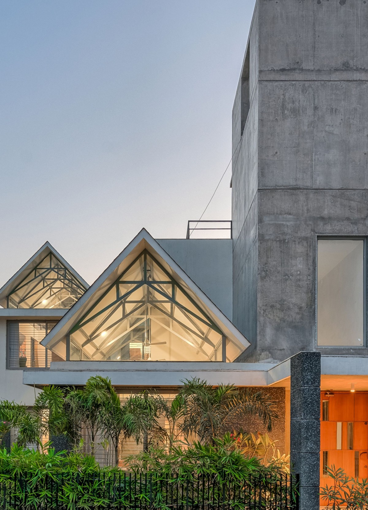 Gable House by UA Lab (Urban Architectural Collaborative)