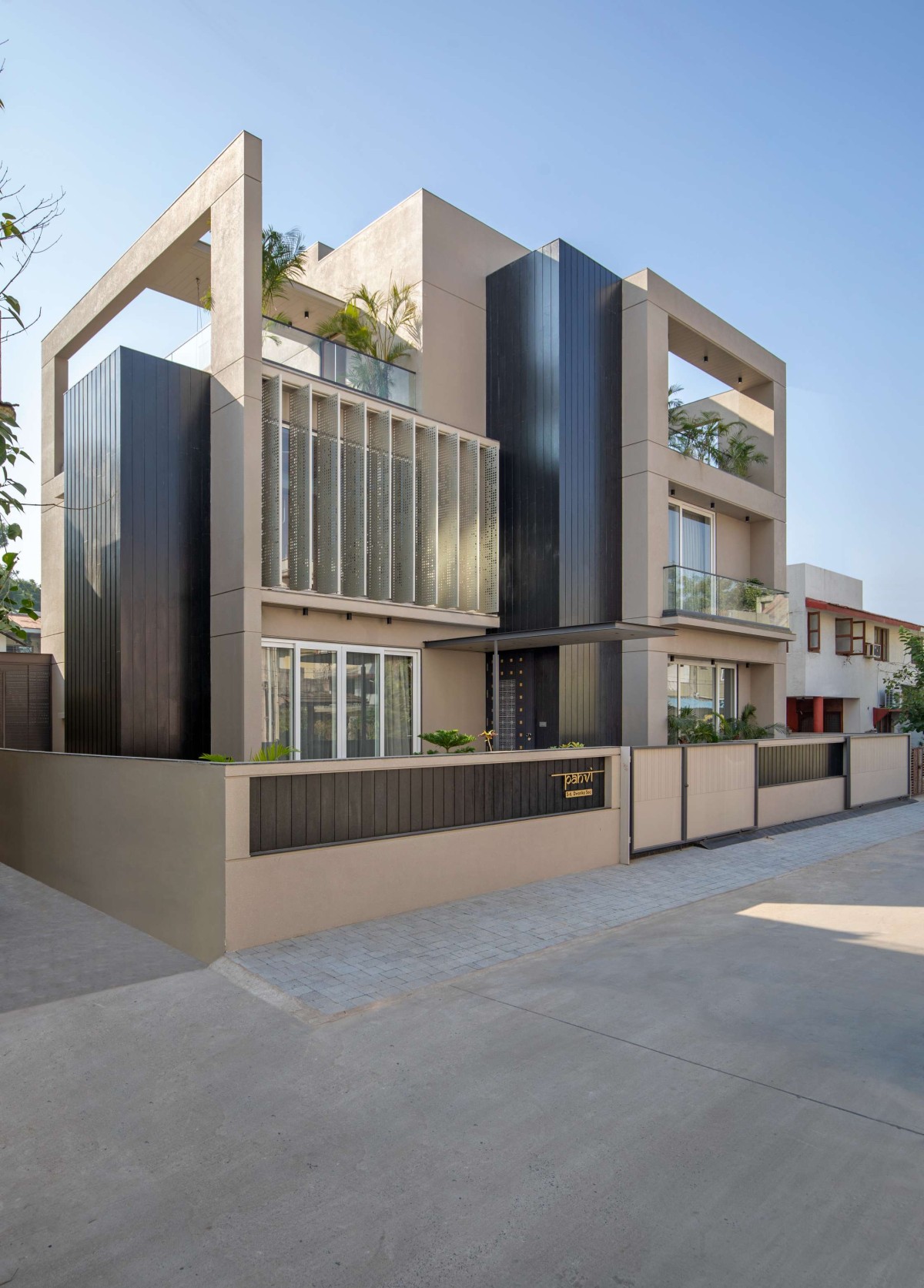 Frame House by Komil Patel & Associates